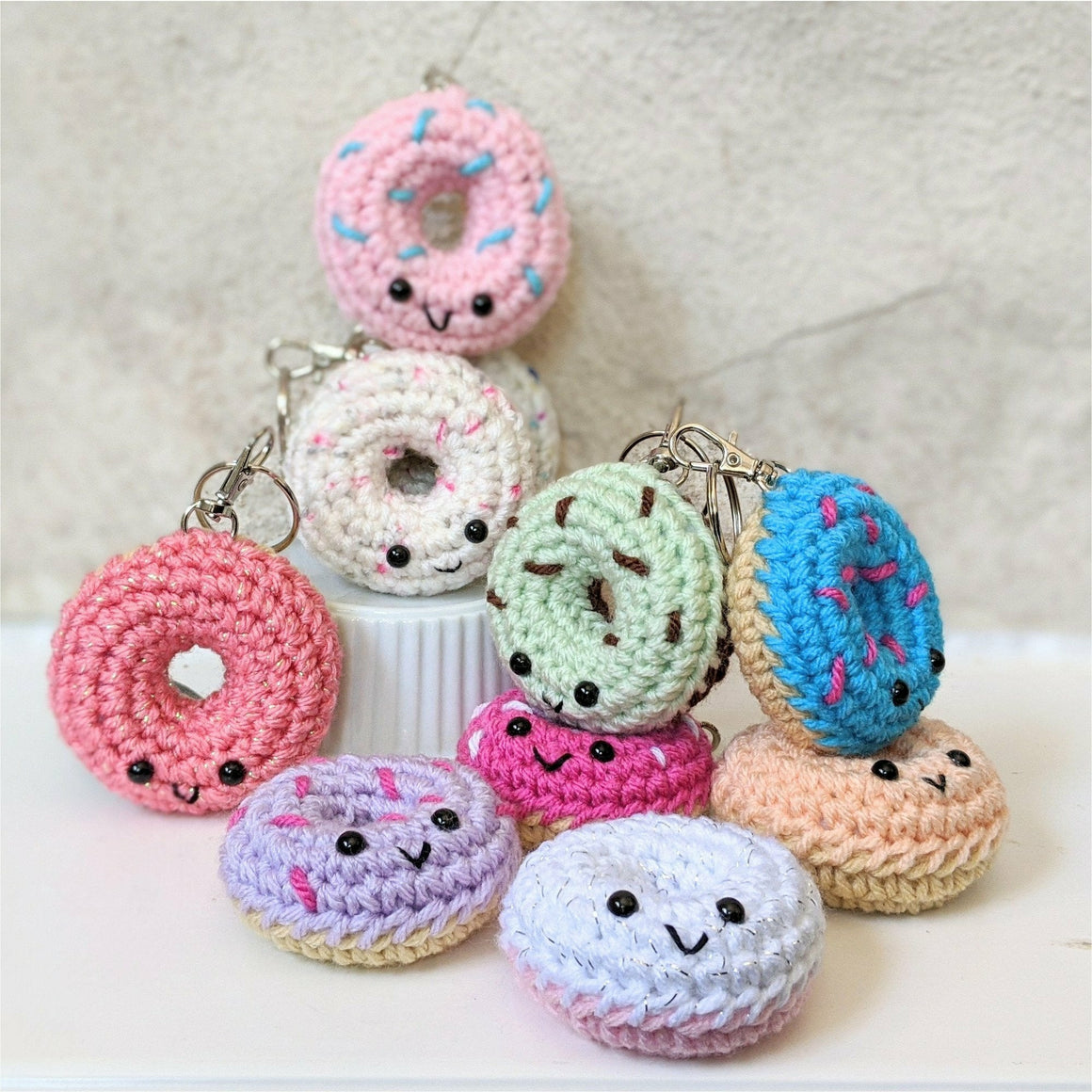 CROCHET PATTERN: Crochet Donut Keychain, Miniature Stuffed Play Foo...