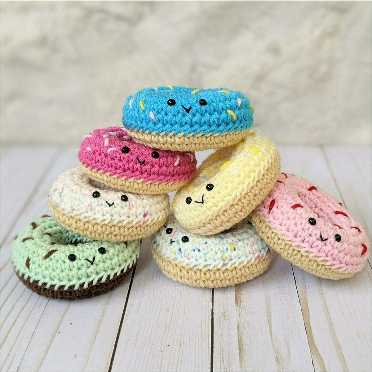 CROCHET PATTERN: Crochet Donuts, Amigurumi Kawaii Play Food Plushes...